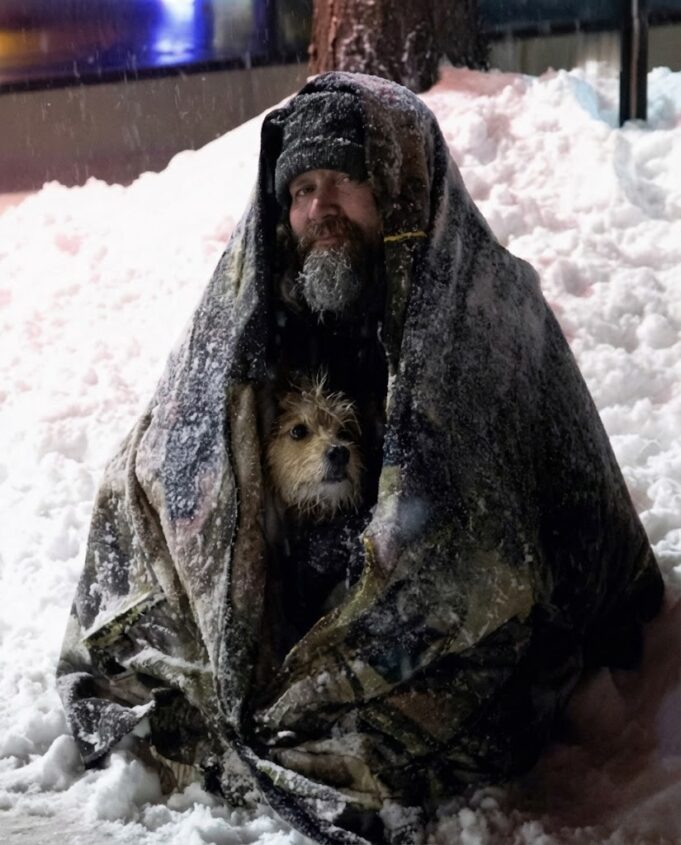 I Bought A Shawarma And A Coffee For A Homeless Man And The Note He ...